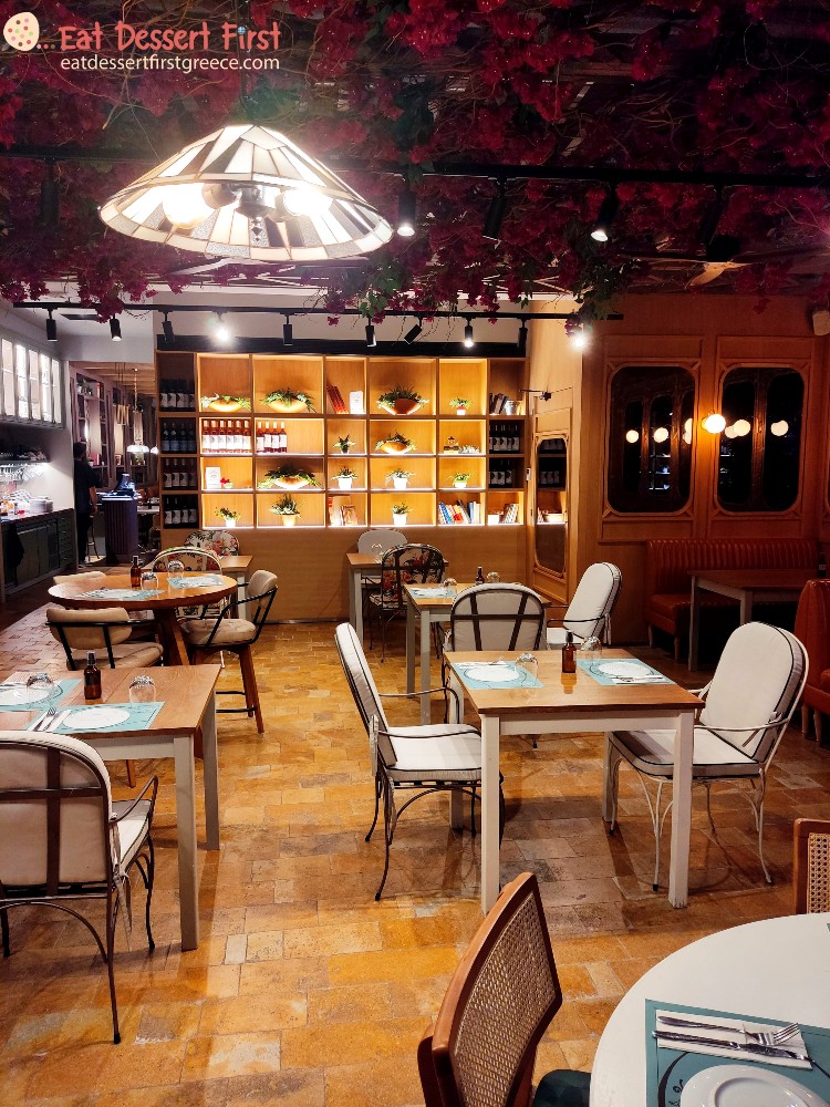 Ιταλικές γεύσεις με άρωμα Ελλάδας στην Trattoria Casa Bianca – Eat ...